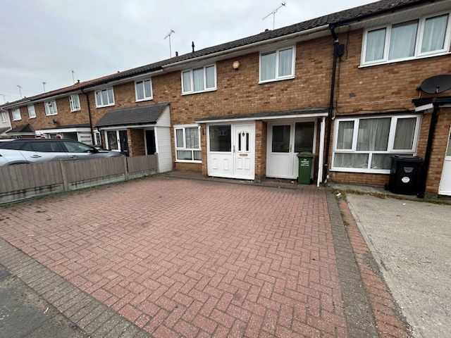 Whitmore Way, Basildon, Essex, SS14 2ES - Kingswood Estate Agents